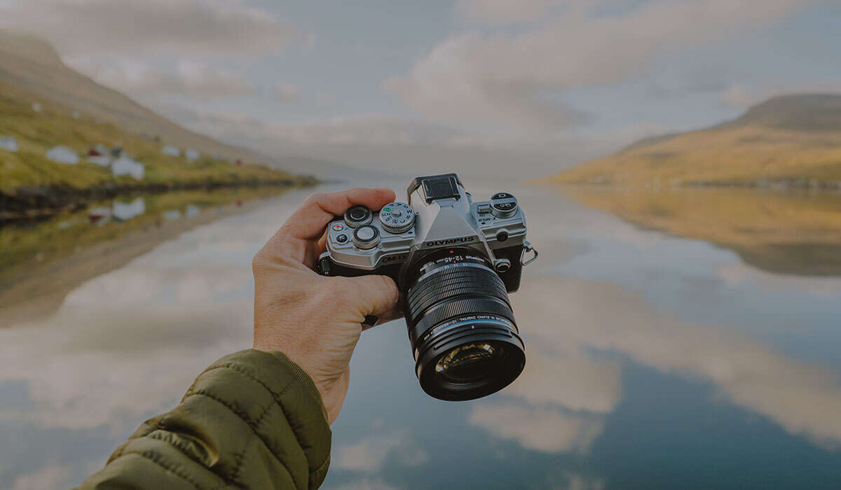 GETTING STARTED WITH YOUR TOUGH CAMERA | OM SYSTEM