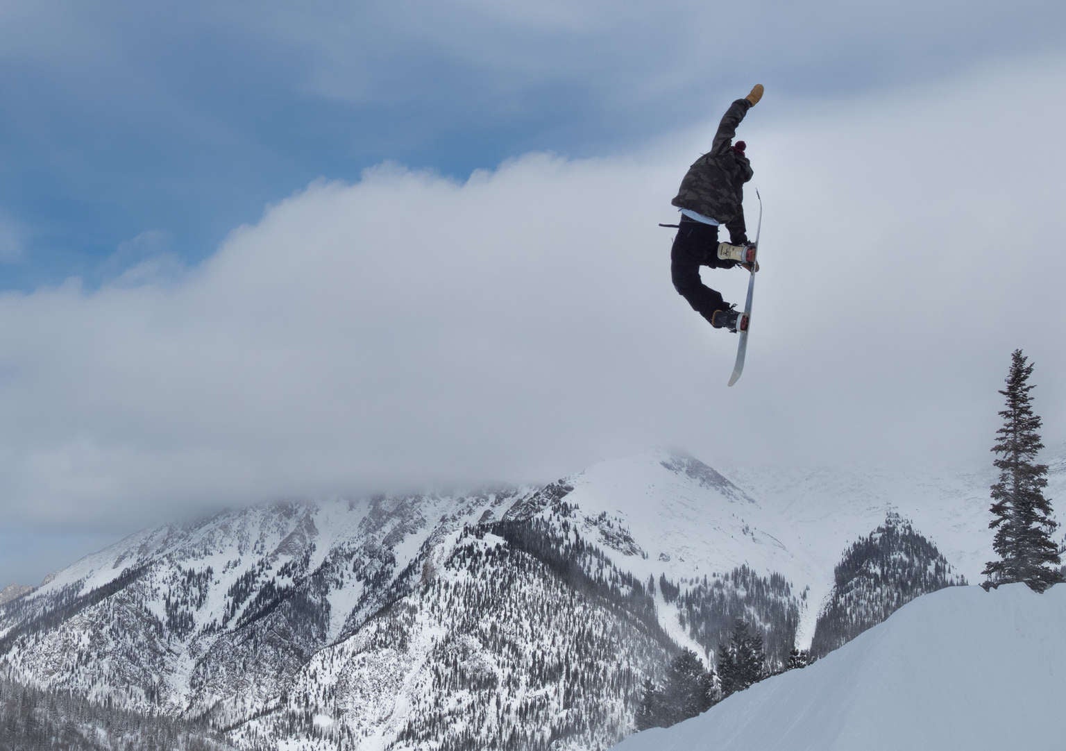 Snowboarding Photography | OM SYSTEM