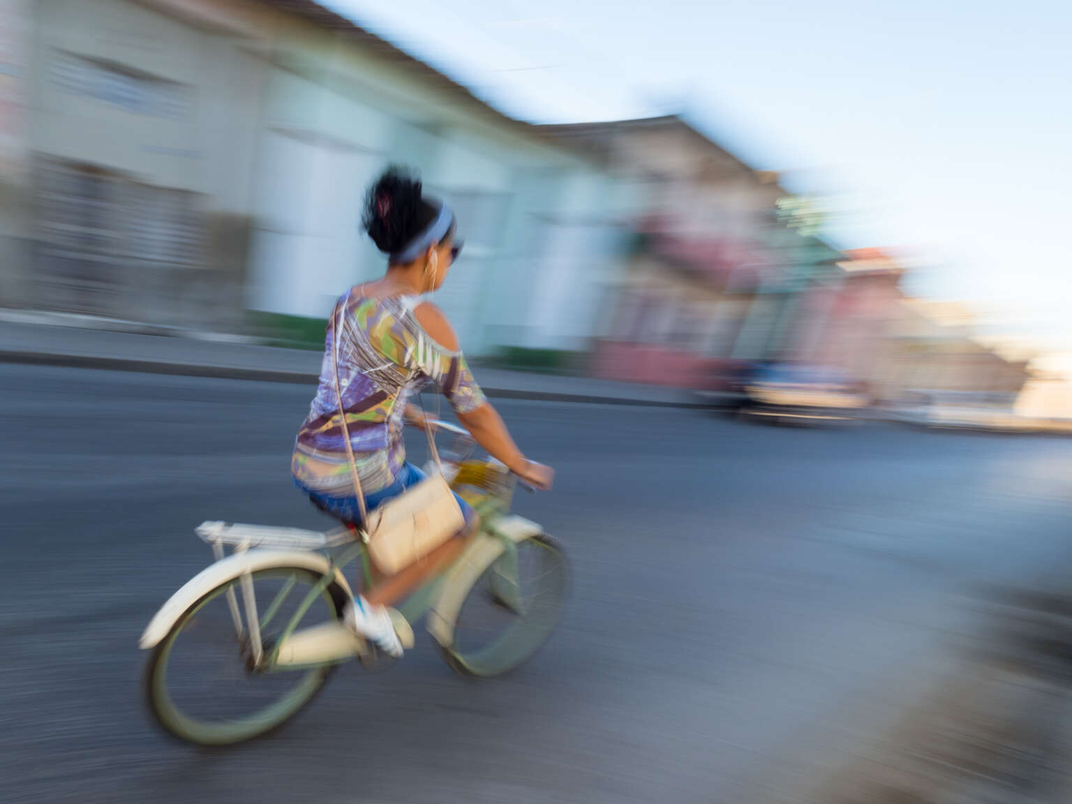 Shake, Twist, Zoom and Pan: Intentional Camera Movement with Olympus ...