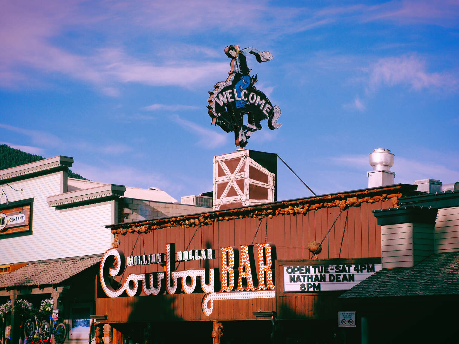 Having a Blast with the E-M10 Mark IV | OM SYSTEM