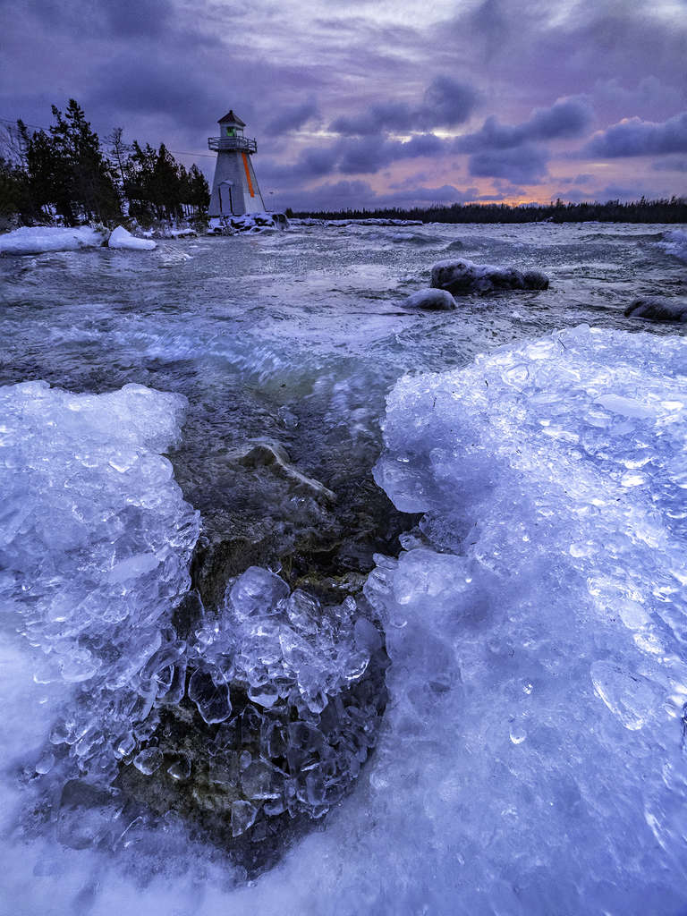 Using Focus Bracketing and Stacking in Landscape Photography | OM SYSTEM