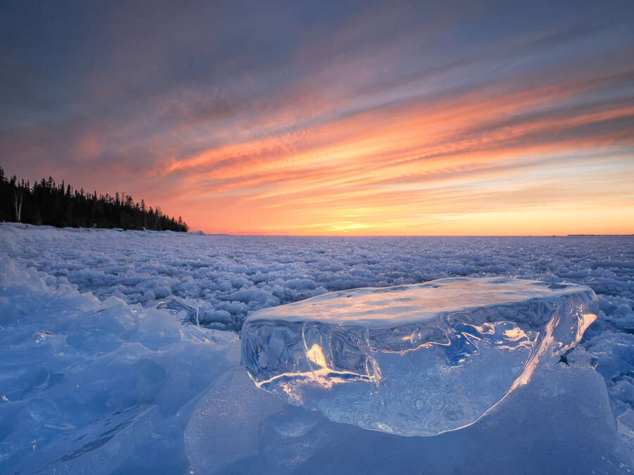 Capturing Winter Colours: Photographing the Sunrise and Sunset in ...