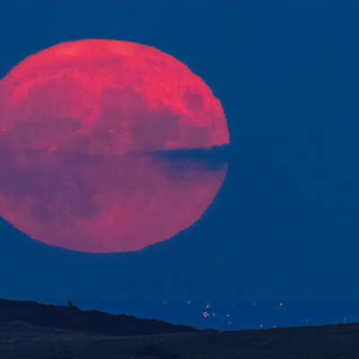 8 Tips for Moonlit Landscapes | Canada | OM SYSTEM